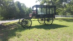 Funeral Hearse and Caisson – Ava K's Carriage Service